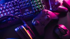 How Does Virtualization Affect Gaming Performance?